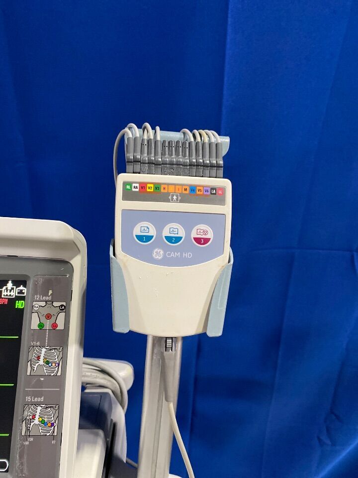GE MAC 5500 HD ECG unit Auction